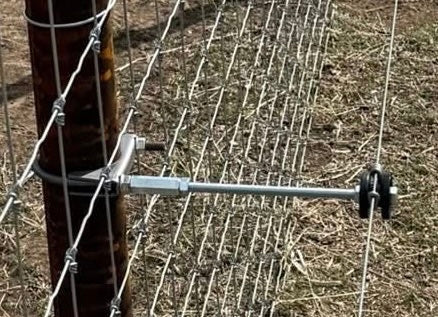 bear bar standoff clamp on hardware steel pipe – FenceFast Ltd.